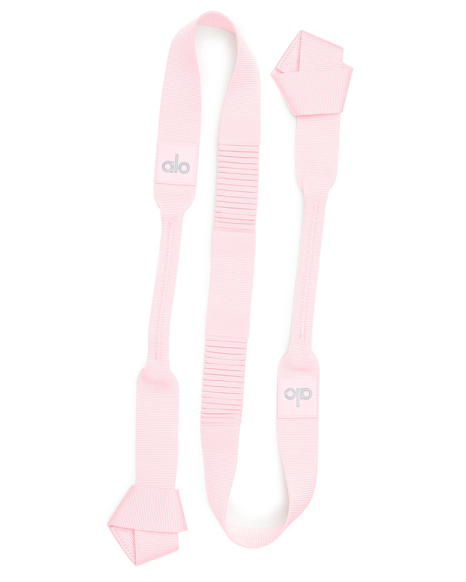 新品alo DUALITY YOGA STRAP ピンク Alo Yoga Duality Yoga Strap Mat - Powder Pink | Editorialist
